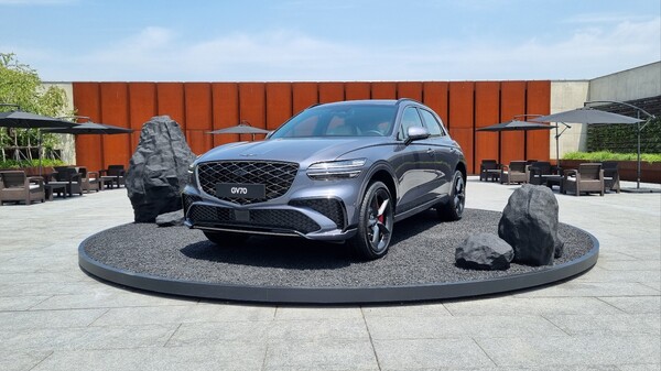 제네시스 ‘신형 GV70’ 출격···GV80와 내수 쌍끌이할까