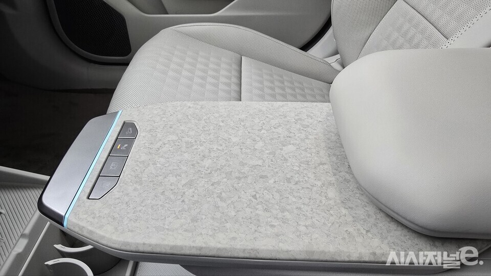 기아 ‘EV4’ 칼갈았다···“K5 공간에 533㎞ 주행거리”